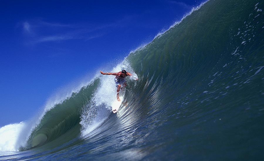 Surfing Chatarras Puerto Rico
