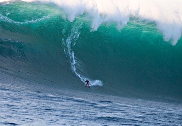 WORLD'S BIGGEST WAVES EVER SURFED - Extreme Sports News