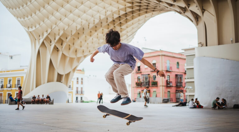 2023 Skateboarding Tricks for Beginners: Master These 10 Essential Moves